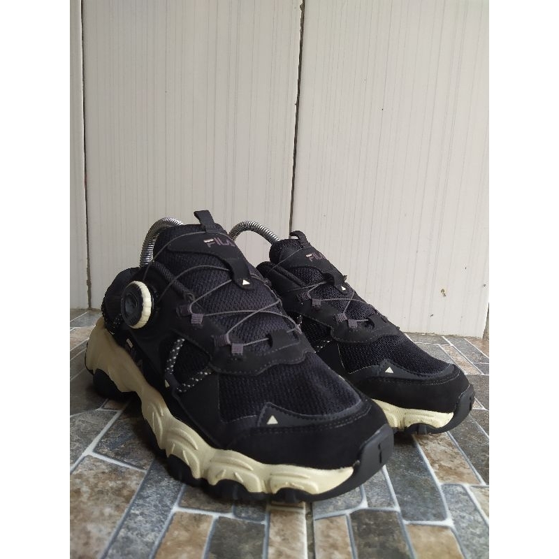 Jual Sepatu FILA FLUID Sneaker Running Boa SYSTEM | Shopee Indonesia
