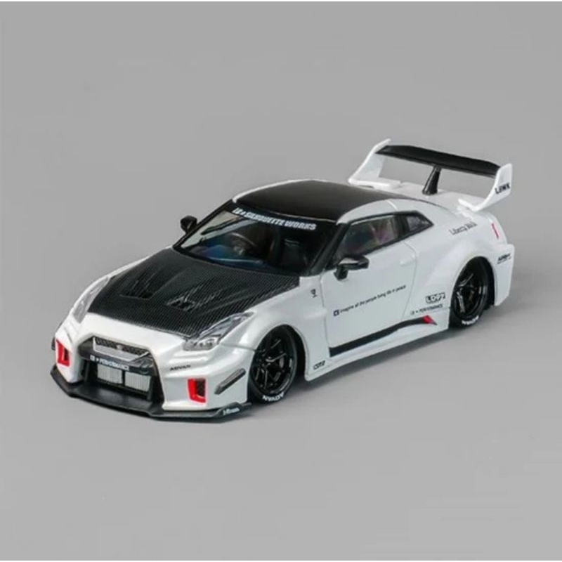 Jual Cm model Lb Silhouette Works Nissan 35GT RR LBWK r35 miniGT inno64 ...