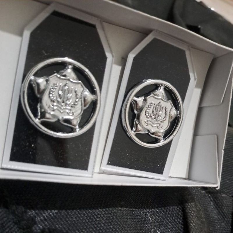 Jual monogram kerah satpam akrilik kotak | Shopee Indonesia