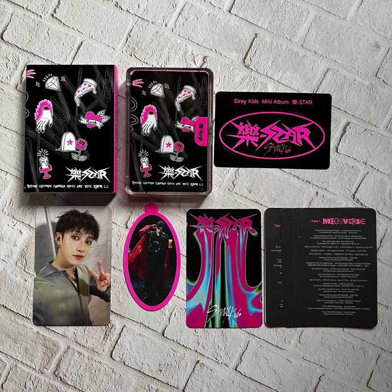 Jual [READY STOCK] OFFICIAL PHOTOCARD ALBUM NEMO VER ROCKSTAR STRAY ...