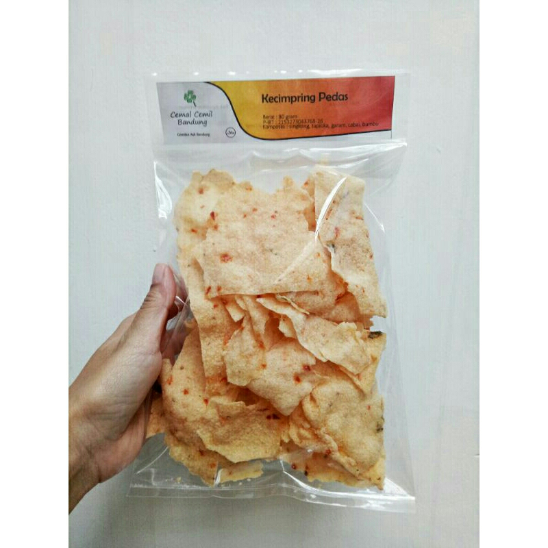 Jual CCB Keripik Kecimpring Pedas 80 Gram cemilan Bandung | Shopee ...