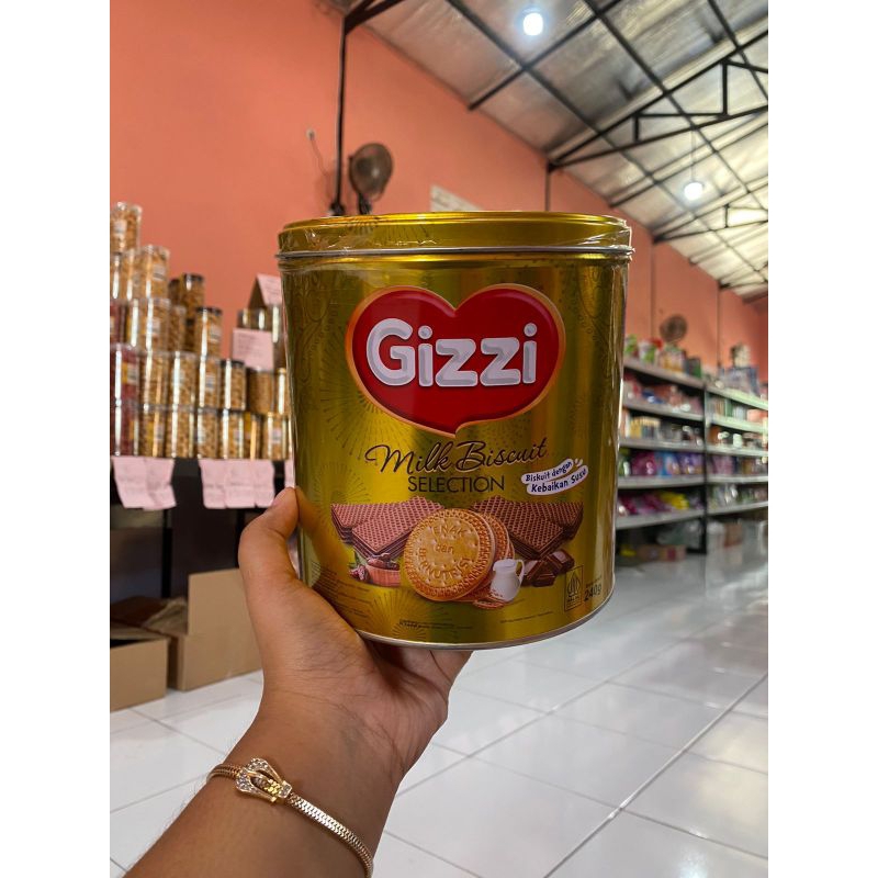 Jual (FREE GANTUNGAN TAS) WAFER KALENG GIZZI WAFER MIX BISCUIT - JAJAN ...