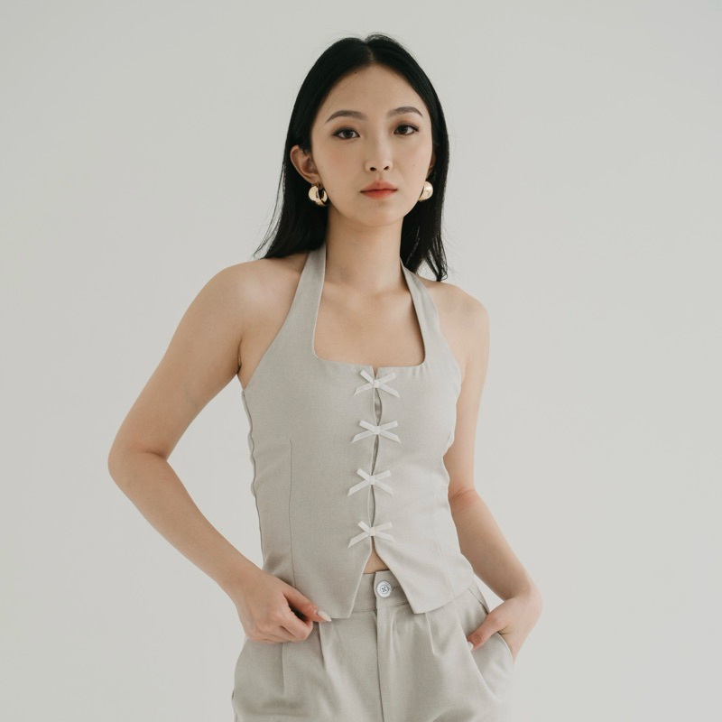 Jual Willow Ribbon Top -- Ocha Wear | Halter Bow Tanktop | Pakaian ...