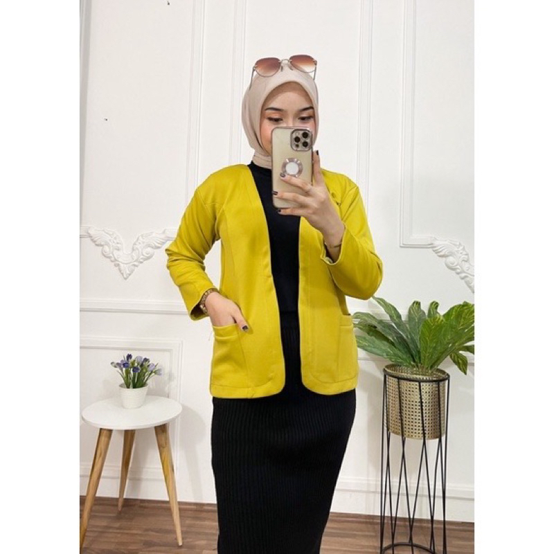 Jual Blazer Outer Crop Kancing 1 Terbaru | Shopee Indonesia