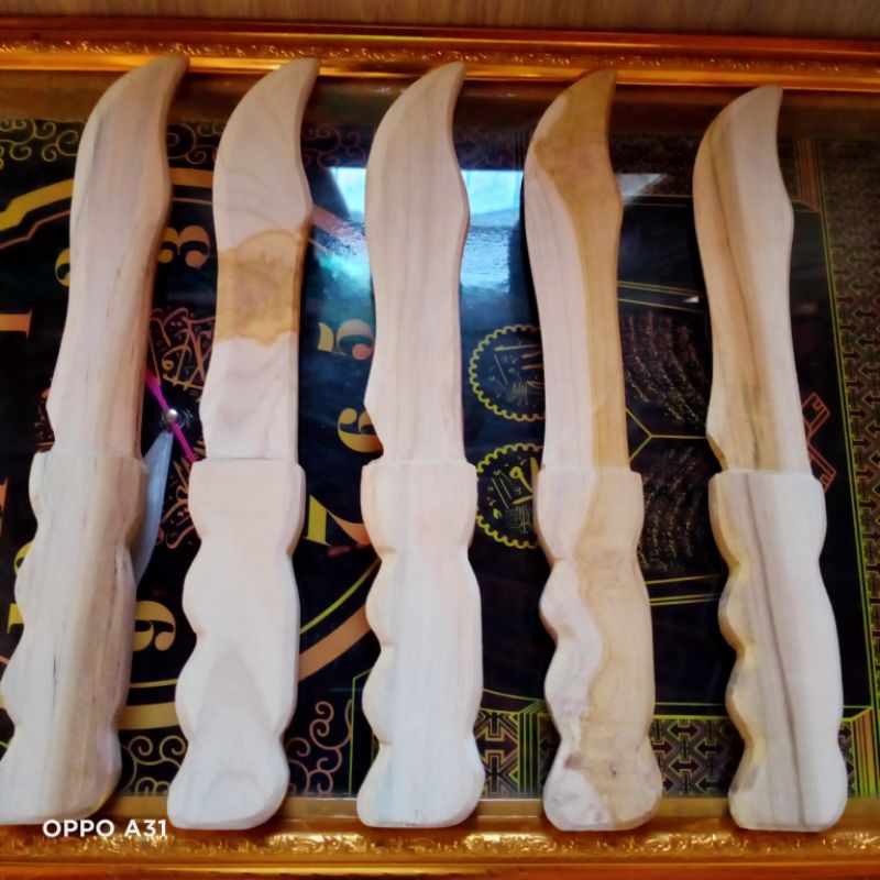 Jual Belati Sangkur Kayu/Belati Silat Beladiri IPSI/Belati Miniatur ...