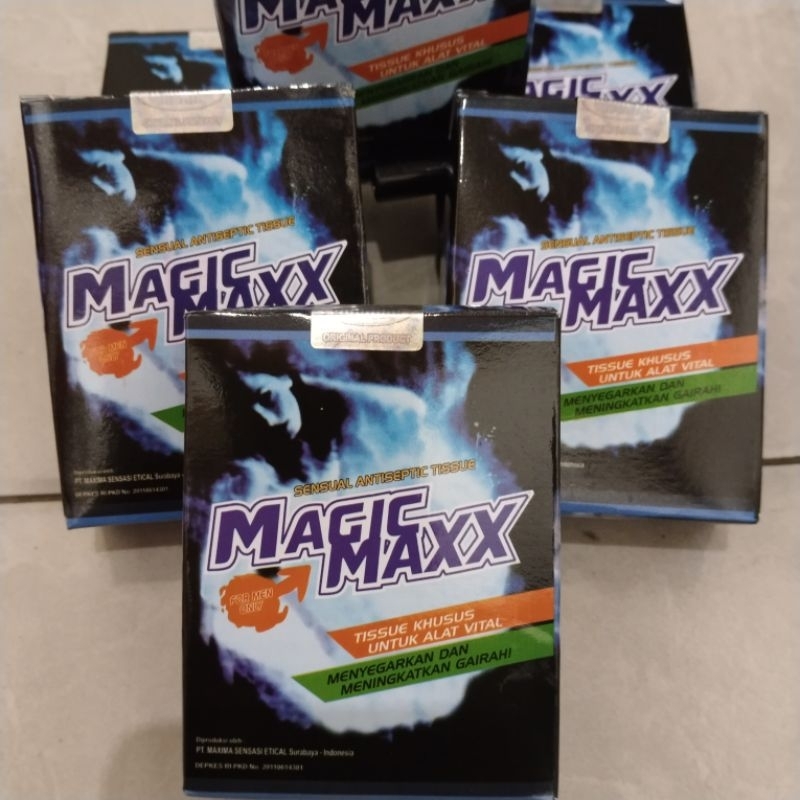 Jual TISU MAGIC MAXX//TAHAN LAMA//1 kotak isi 8 sachet//tisu basah magic | Shopee Indonesia