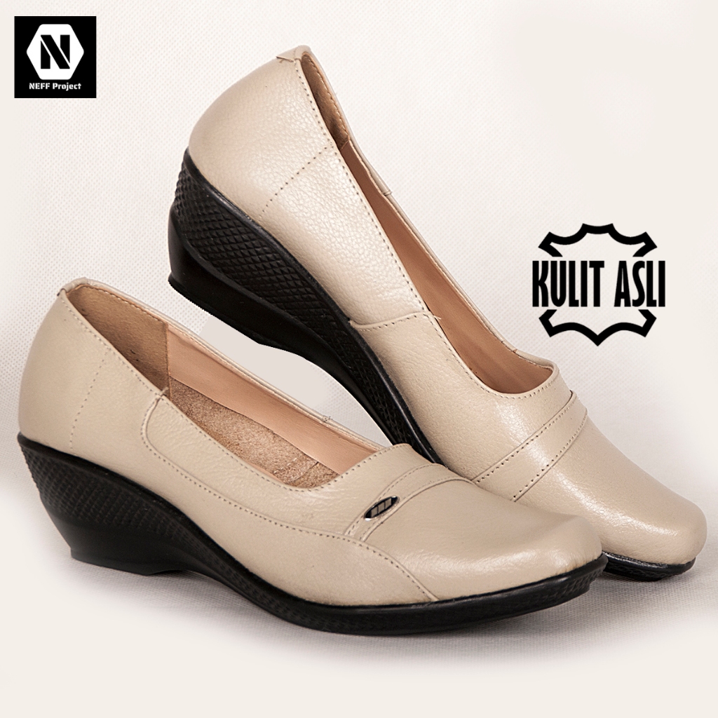 Jual Java Seven / Sepatu formal wanita high heels kulit asli krem ...