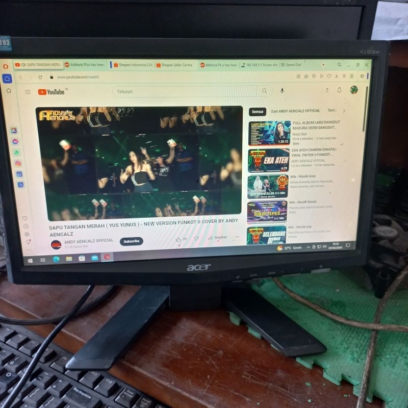Jual monitor lcd led 16in wid merek del campur merek | Shopee Indonesia