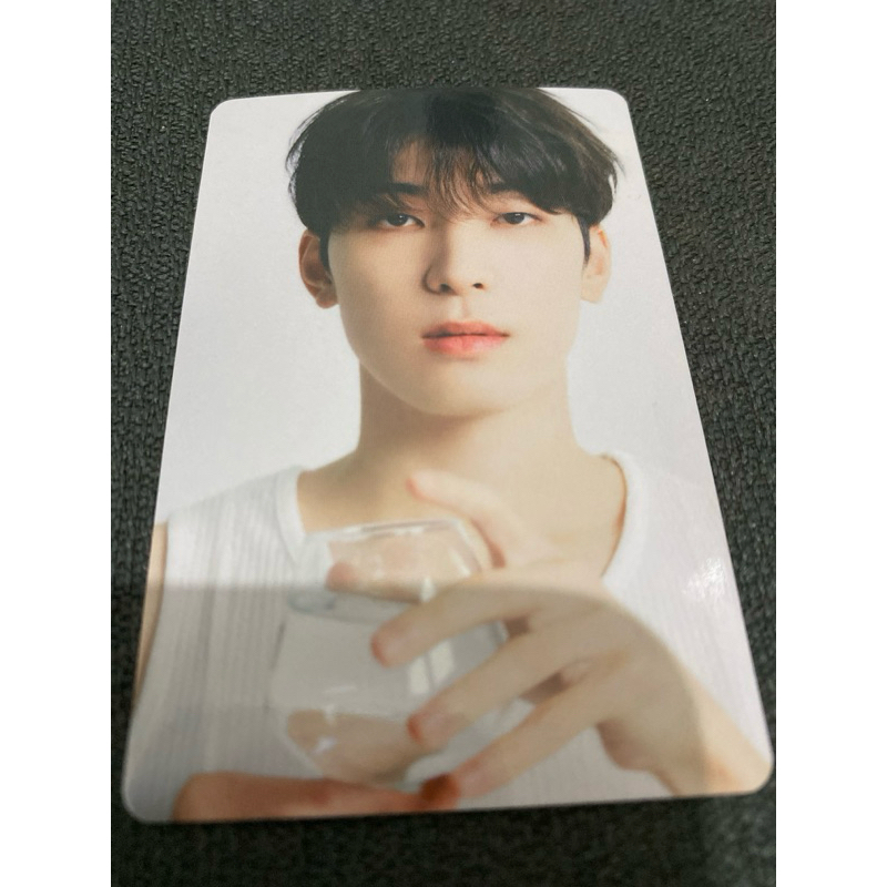 Jual PHOTOCARD WONWOO DEAR VER IS RIGHT HERE BEST ALBUM PHOTOCARD WONWOO/ BOOKLET DEAR VER ...