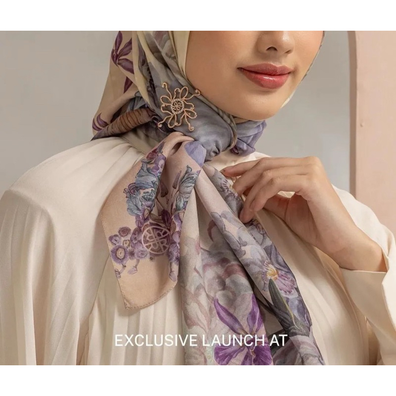 Jual KAY SCARF RIA MIRANDA, NEW ORIGINAL WITH BOX | Shopee Indonesia