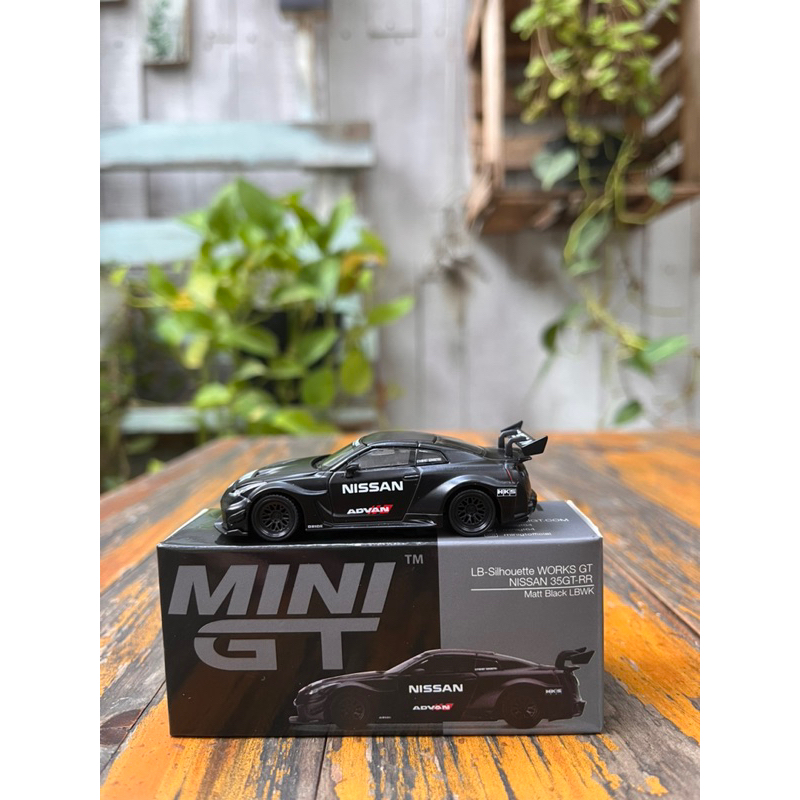 Jual Mini GT LB-Silhoutte Works Nissan GTR R35 Matt Black | Shopee ...