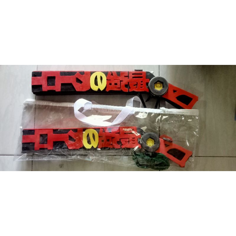 Jual NN Mainan kayu sg free fire jenis one punch man OPM | Shopee Indonesia