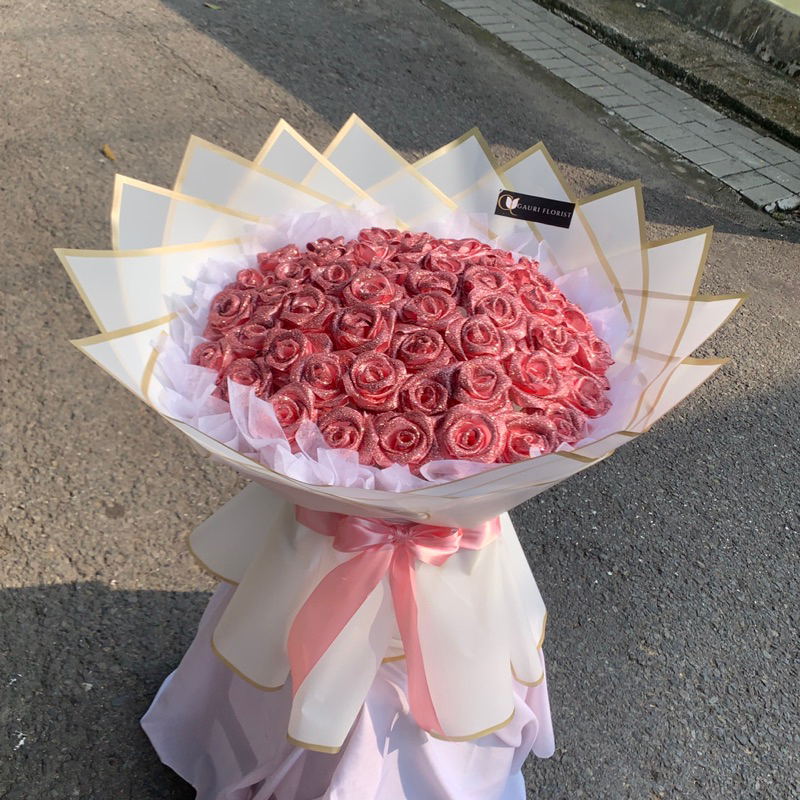 Jual 50 Tangkai Pink Rose Glitter Bouquet | Bucket Bunga Mawar Pink ...