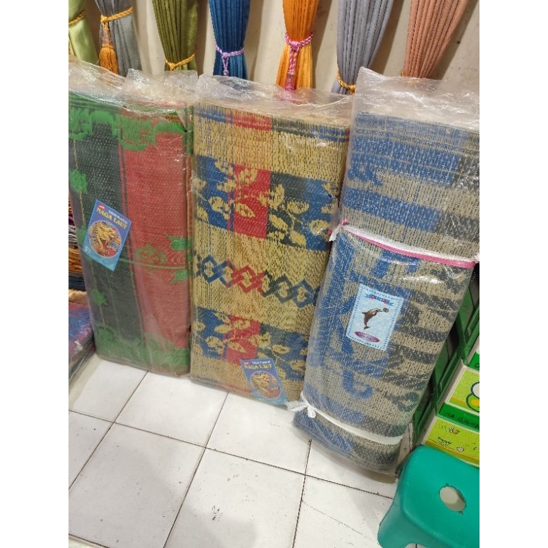 Jual Tikar plastik 2lipat & 3lipat | Shopee Indonesia