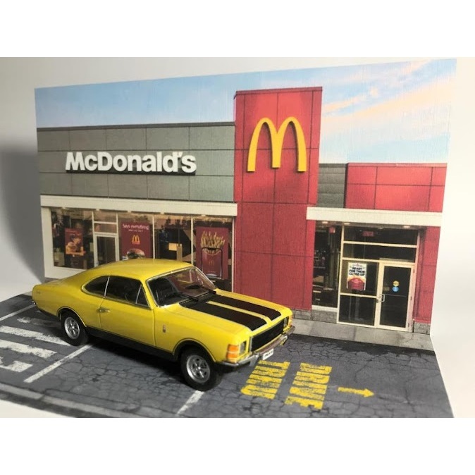 Jual DIY Papercraft Mc Donalds Stand Diorama Kerajinan Kertas | Shopee ...