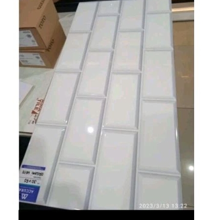 Jual Keramik Dinding Bata Putih 30x60 Timbul (Glossy)/Keramik Dinding Kamar Mandi/Keramik ...