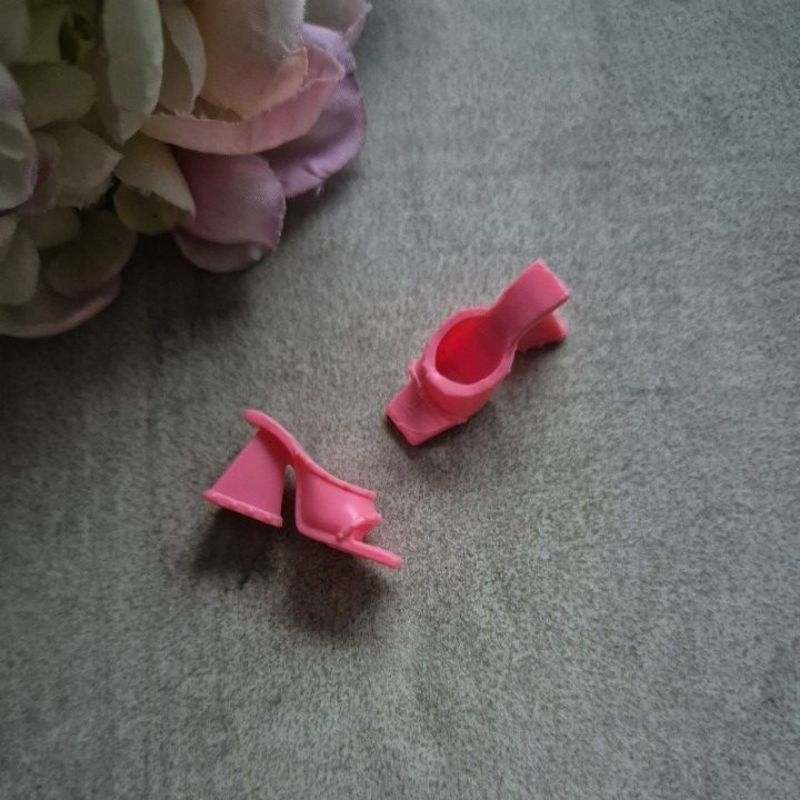 Jual Sepatu Barbie Doll pink wide heels | Shopee Indonesia