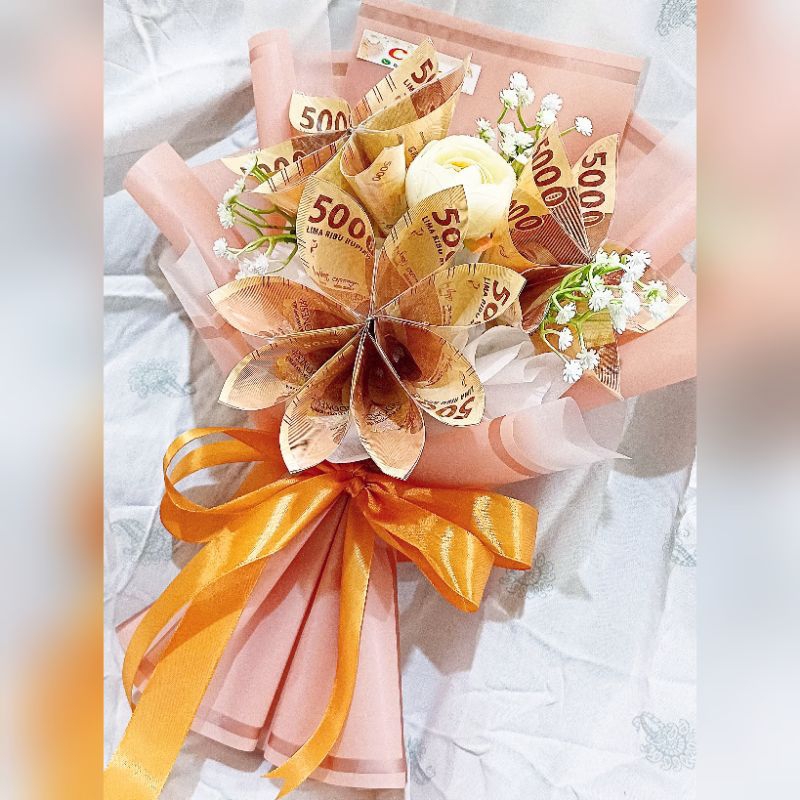 Jual Buket Bunga Uang 5.000 sebanyak 10 Lembar Graduation Wisuda Gift ...