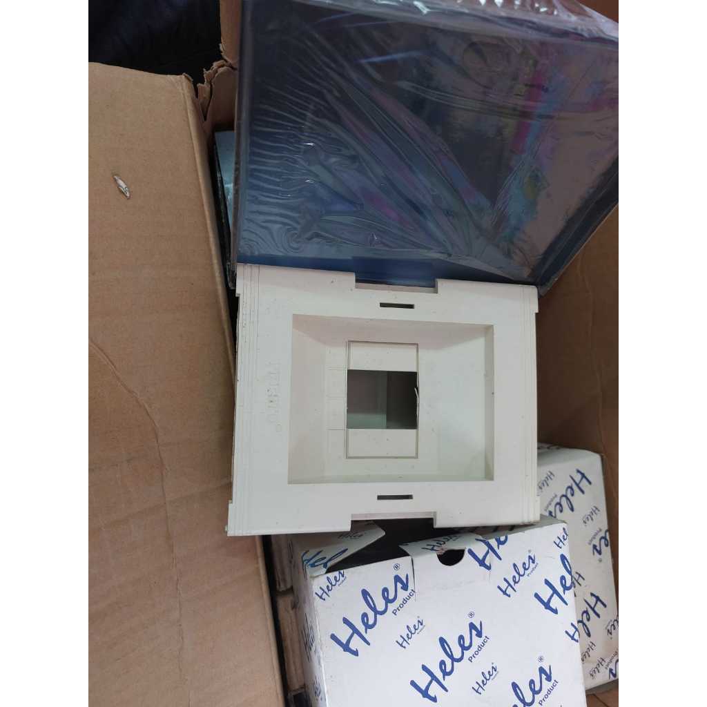 Jual BOX MCB NCB HELES 4 GROUP FUSE BOX | Shopee Indonesia