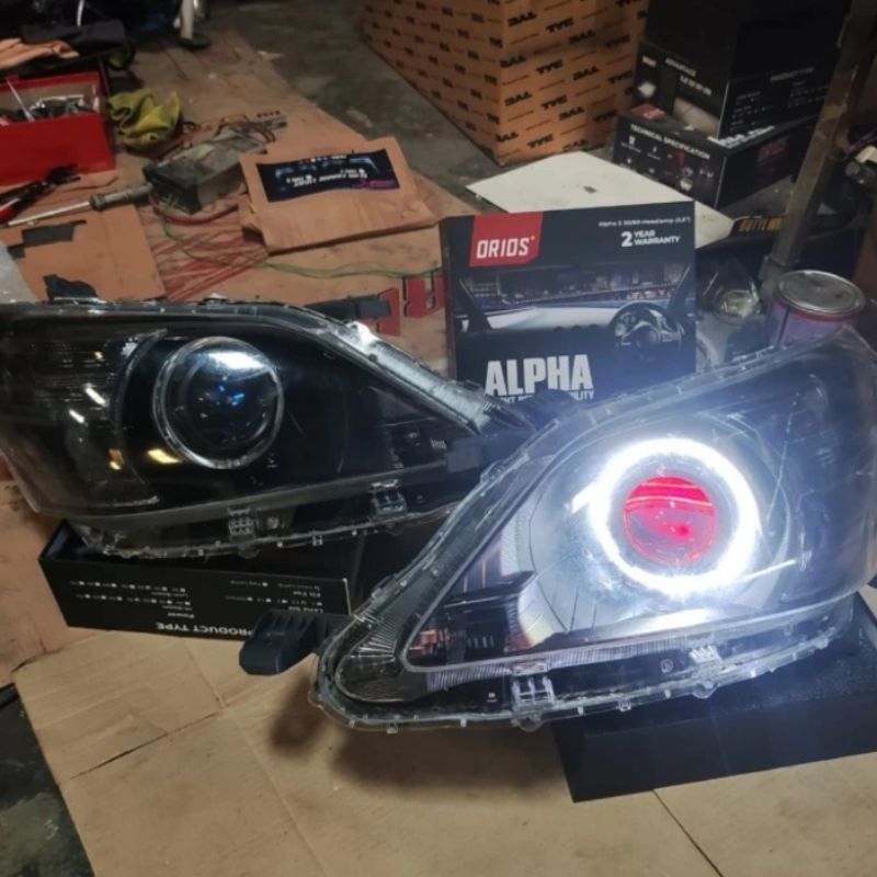 Jual Headlamp Grand Innova Original Bekas Copotan Upgrade PROJIE BILED ...