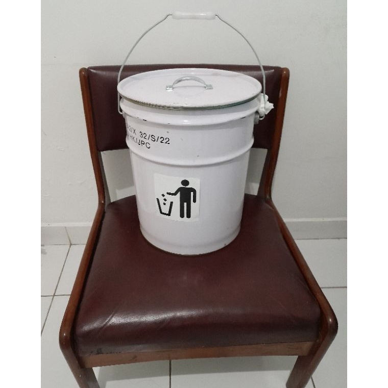 Jual PU Tong Sampah Besi Kaleng Kaleng exs Import Tebal | Shopee Indonesia
