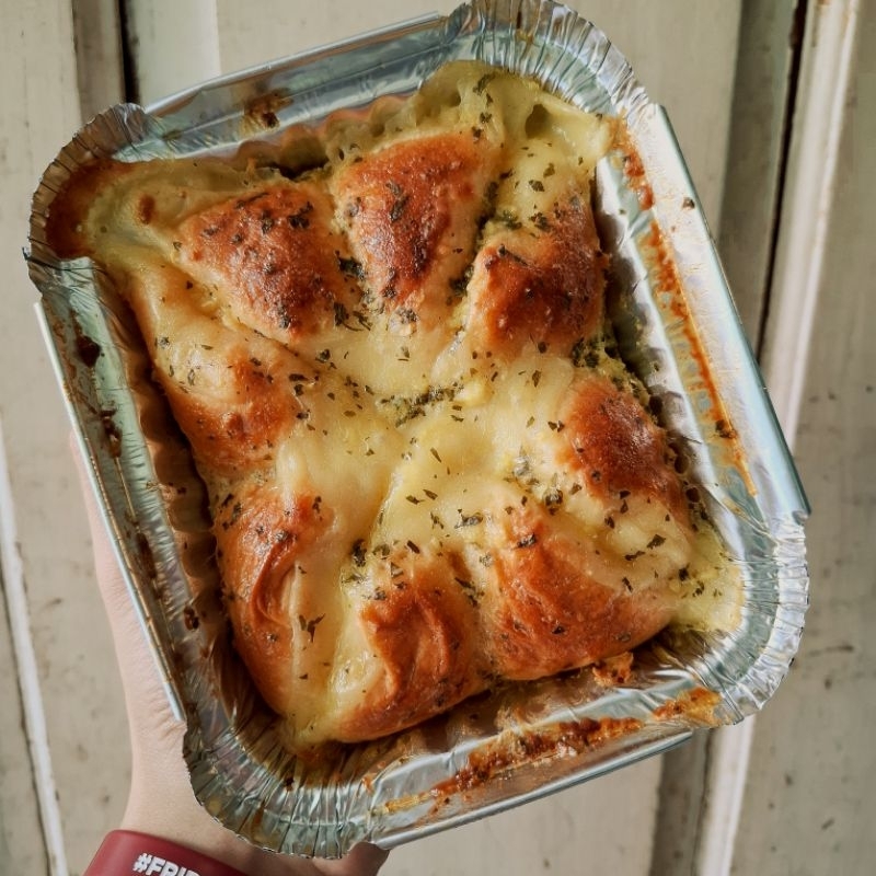 Jual [ READY STOCK ]Garlic Cheese Milk Bread / Garlic / Cheese / Roti ...