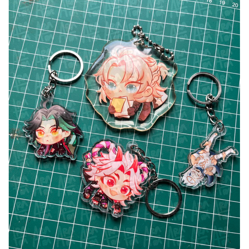 Jual Genshin Impact keychain charm albedo, xiao, itto, paimon | Shopee ...