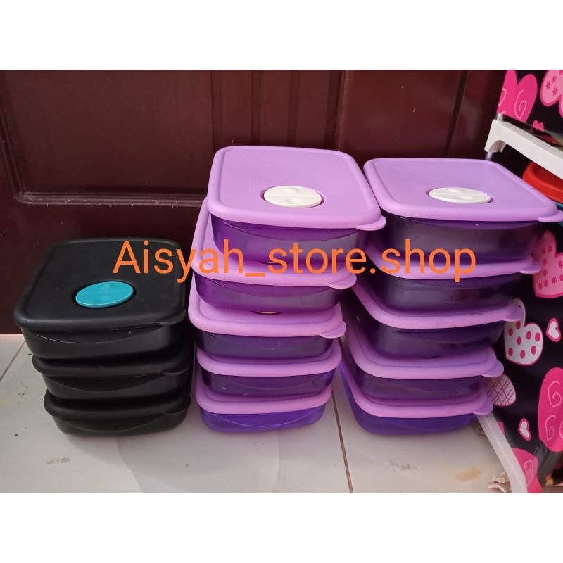 Jual preloved Cosmo violet tuppy per pcs// tempat makan kristal bekas ...