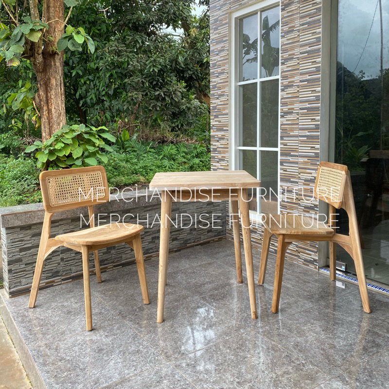 Jual Satu Set Meja Makan Cafe Resto Jati Rotan Kursi TV Harga Murah - Kursi Cafe Terbaru - Meja ...