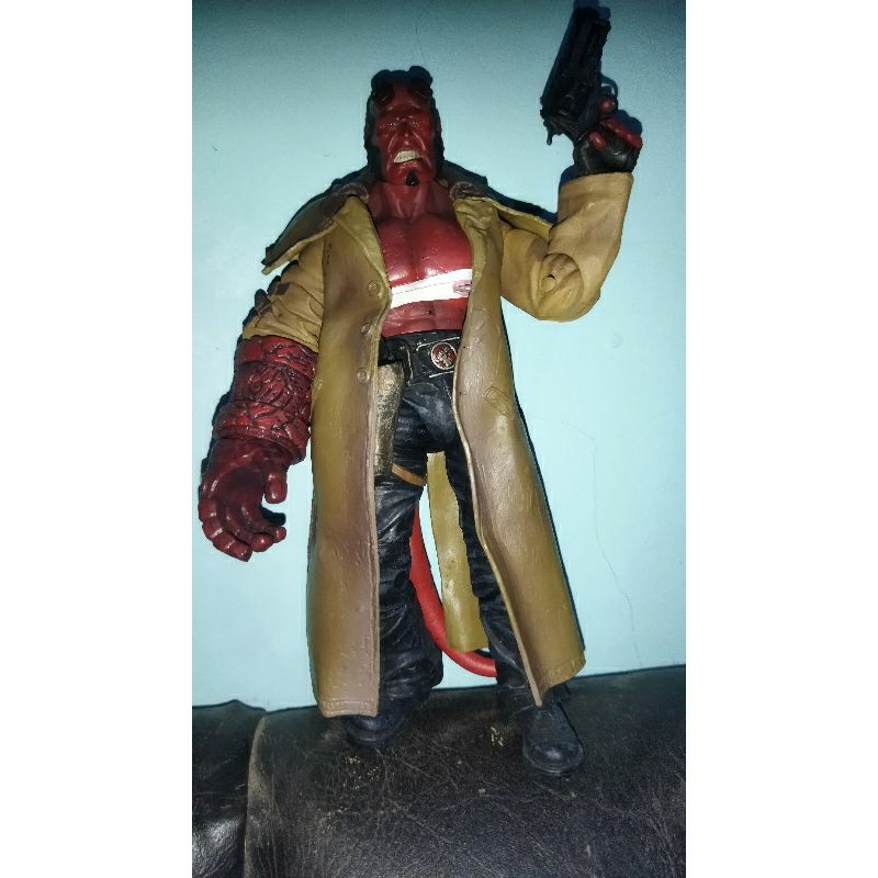 Jual Hellboy Mezco Original Action Figure Collectible rare item not X ...