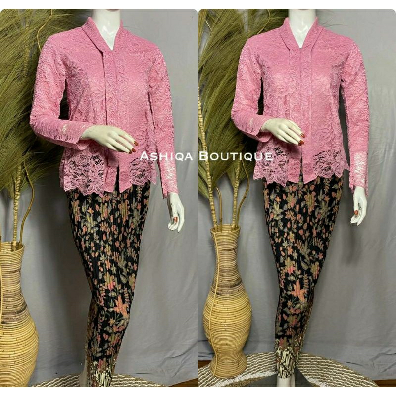 Jual Kebaya polos pendek wisuda//kebaya modern polos//kebaya wisuda ...