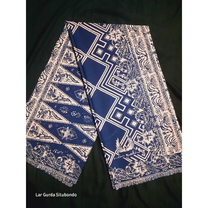 Jual SARUNG BATIK LAR GURDA SERI GLEDEKAN | Shopee Indonesia