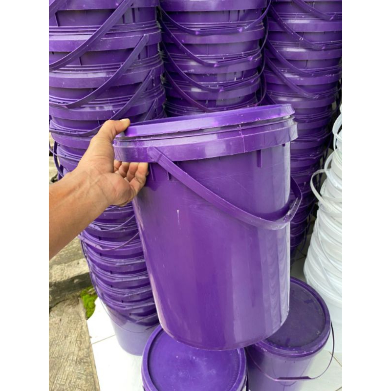 Jual ember bekas cat25kg bersih+ tutup (warna/sablon random) | Shopee ...