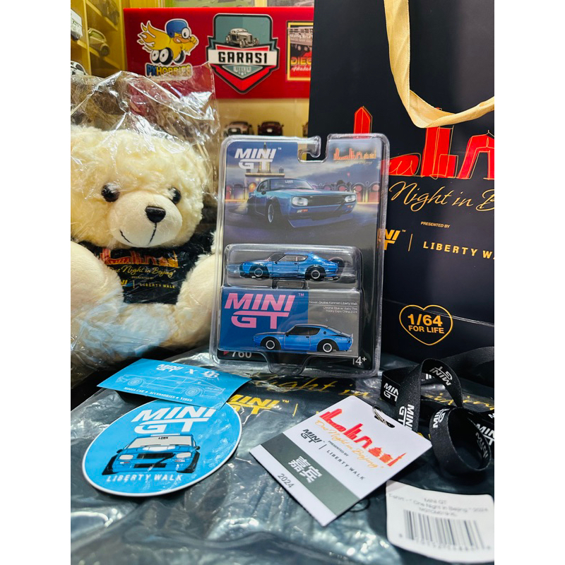 Jual Mini GT No 760 Nissan Skyline Kenmeri LBWK Chrome Blue w/ Baby ...