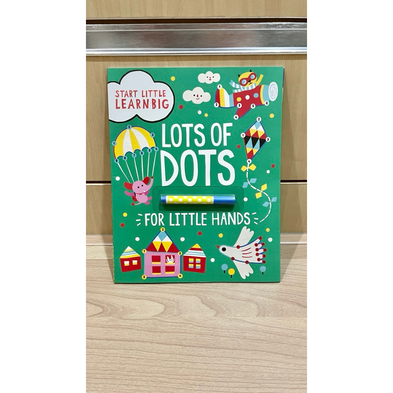 Jual Buku Lots of Dots for Little Hands with Wipe-Clean Pen | Shopee ...