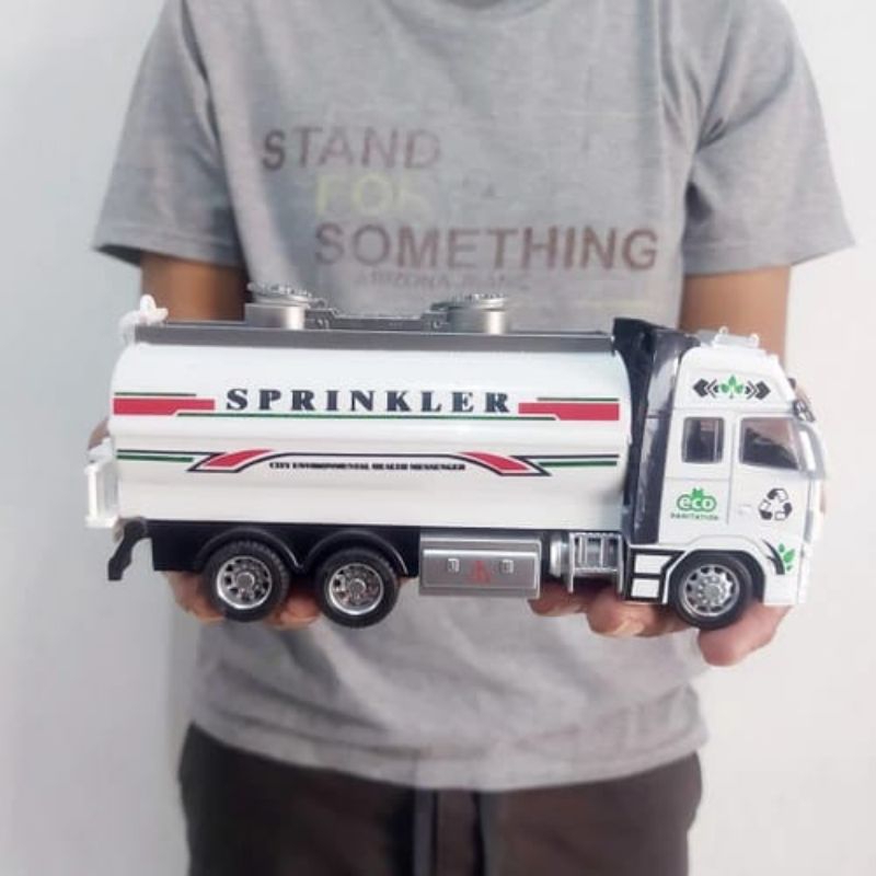 Jual Diecast Mobil Truk Tanki Alloy Pullback - Miniatur Mobilan Truck ...