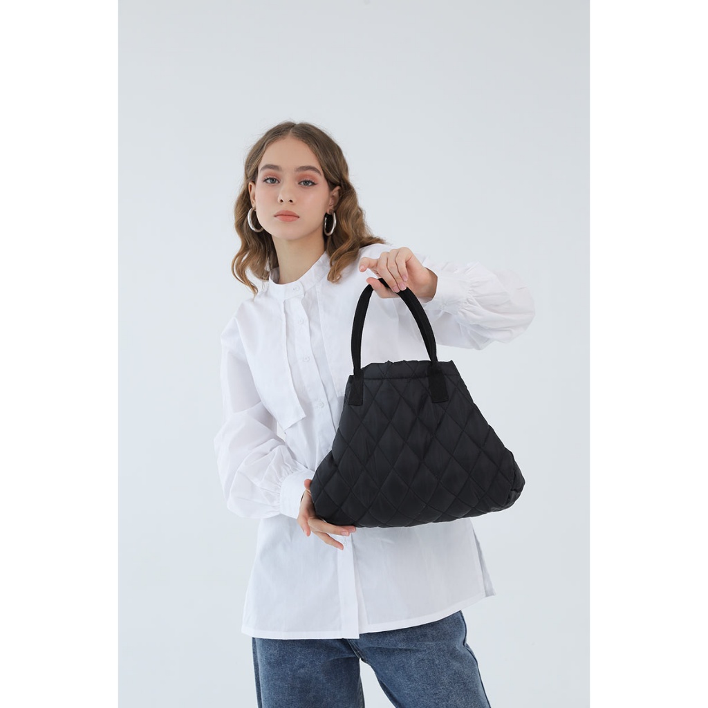 Jual Berrybenka - Tas Bahu Wanita Trias Miqaya Quilted Shoulder Bag ...