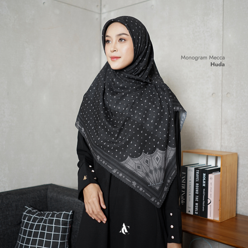 Jual Alur cerita Monogram Mecca Series | Shopee Indonesia