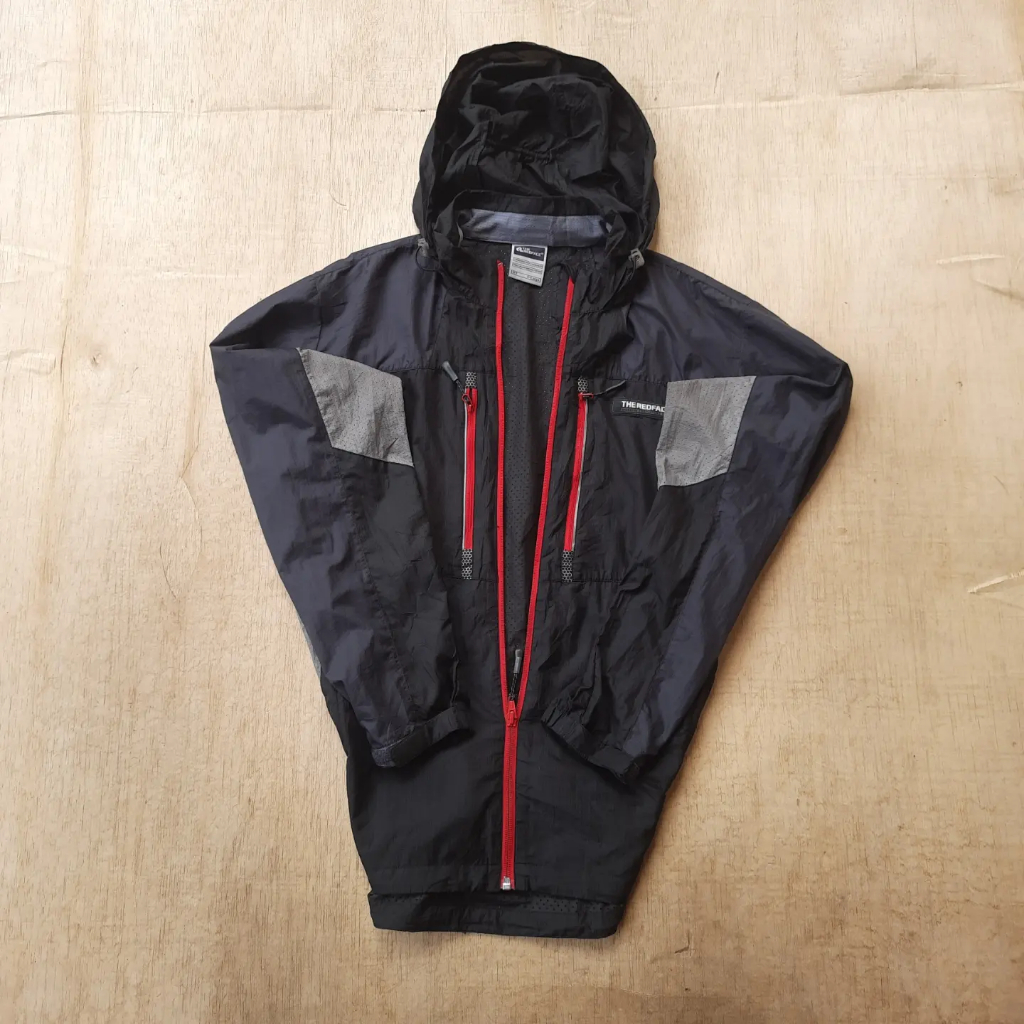 Jual JAKET RUNNING THE REDFACE | Shopee Indonesia