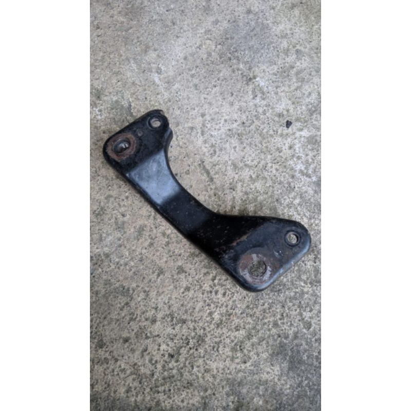Jual bracket kenalpot mio / dudukan knalpot mio original lepasan motor ...