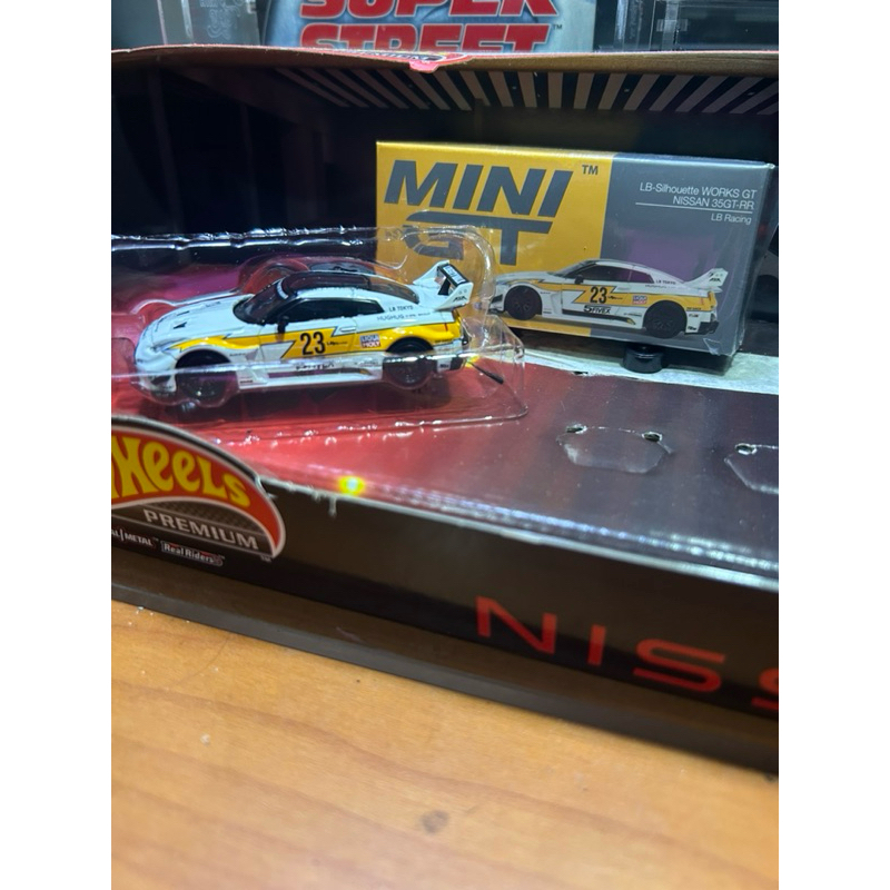 Jual MINI GT 528 LB-Silhouette WORKS GT NISSAN 35GT-RR (Nissan R35 ...