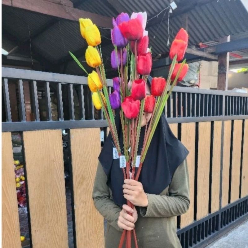 Jual Tulip Jumbo 5 Bunga Tinggi 103 Cm | Shopee Indonesia