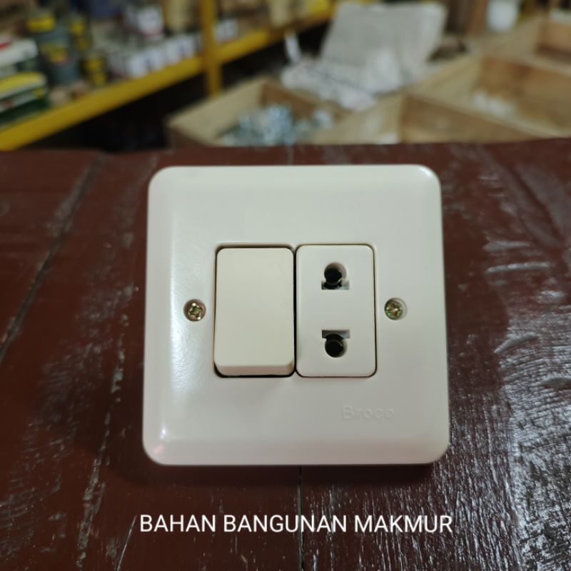 Jual STOP KONTAK & SAKLAR TUNGGAL NEW GEE CREAM BROCO 525361 / STOP ...