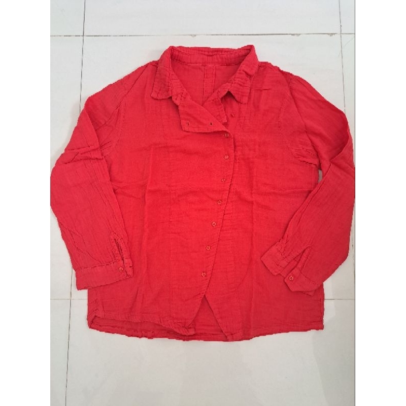 Jual Preloved kemeja model asimetris bahan tebal dan empuk | Shopee ...