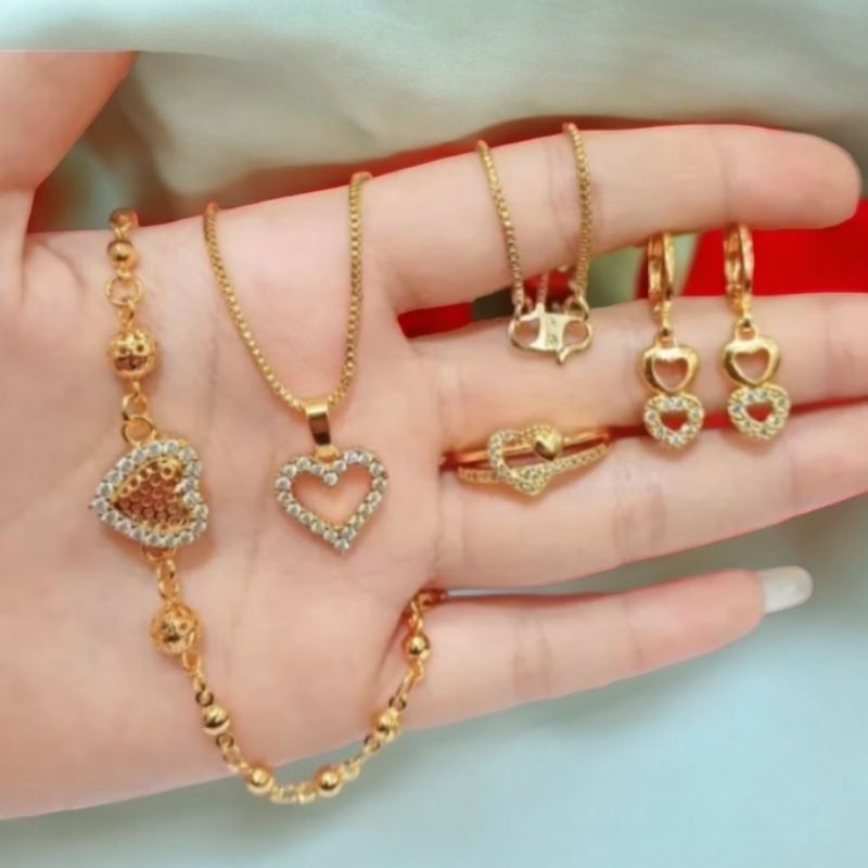 Jual Set Perhiasan Wanita Titanium Motif Love 1 set lengkap aksesoris ...