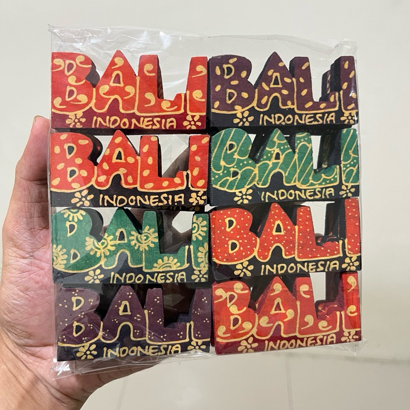 Jual Souvenir oleh-oleh khas BALI Indonesia 1 kodi (isi 20pcs) Gantungan Kunci / Magnet Kulkas ...