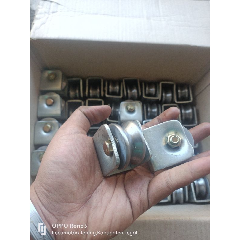 Jual Roda besi super uk 4cm rel as besi 12mm dan rel siku / roda besi ...
