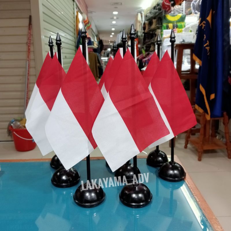 Jual bendera meja bendera merah putih bendera INDONESIA plus tiang kayu ...