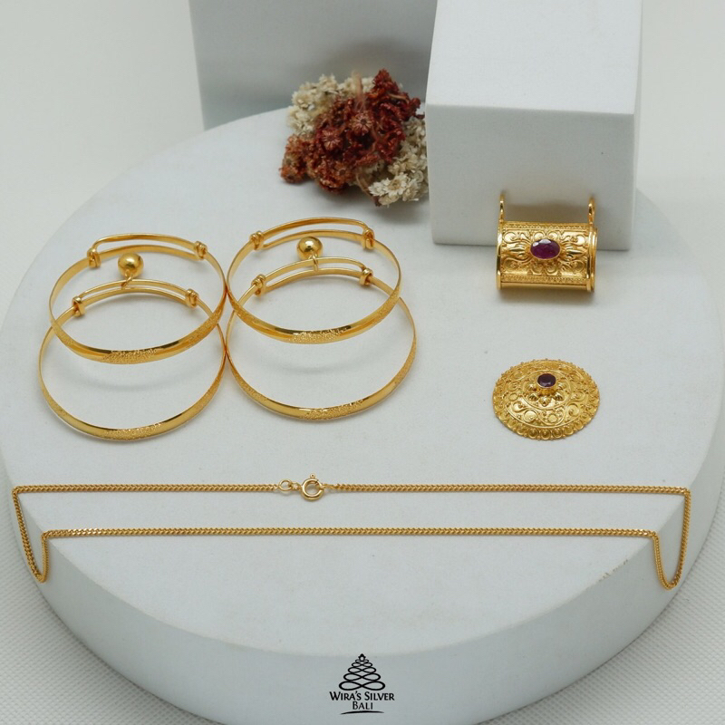 Jual Inspirasi Paket Tiga Bulanan Bayi Perak 925 Lapis Emas, Badong ...