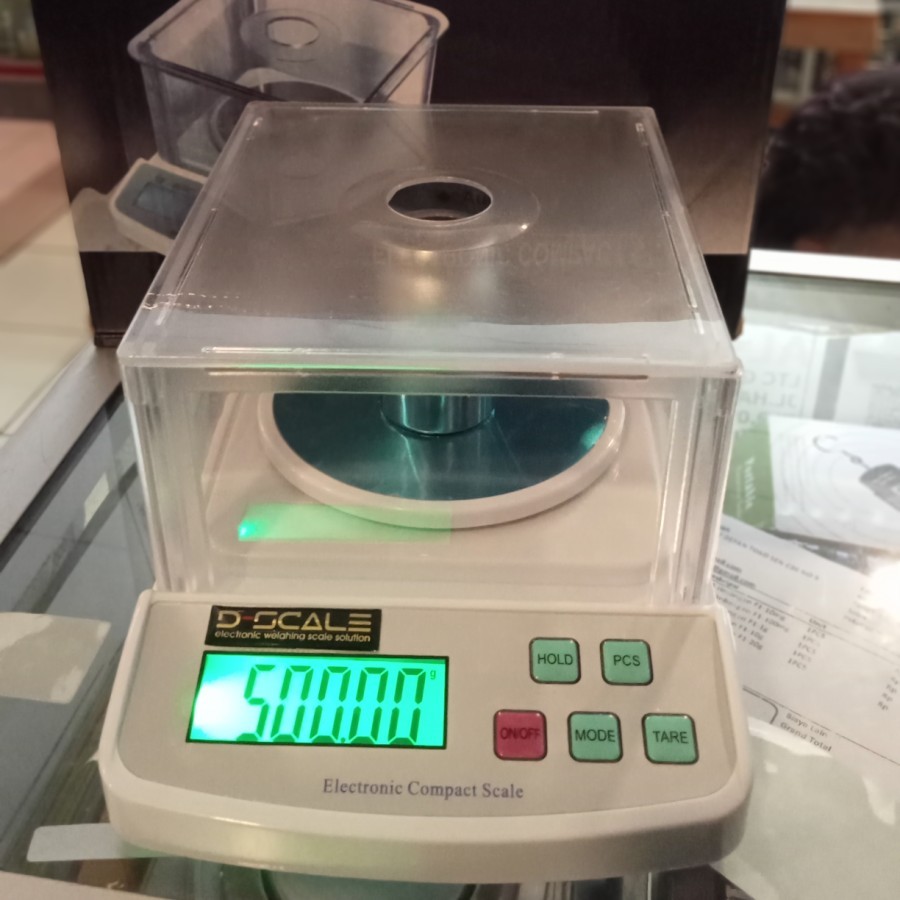 Jual Timbangan Mas/timbangan gramasi merek D-SCALE FS-400C 600g x 0.01g ...